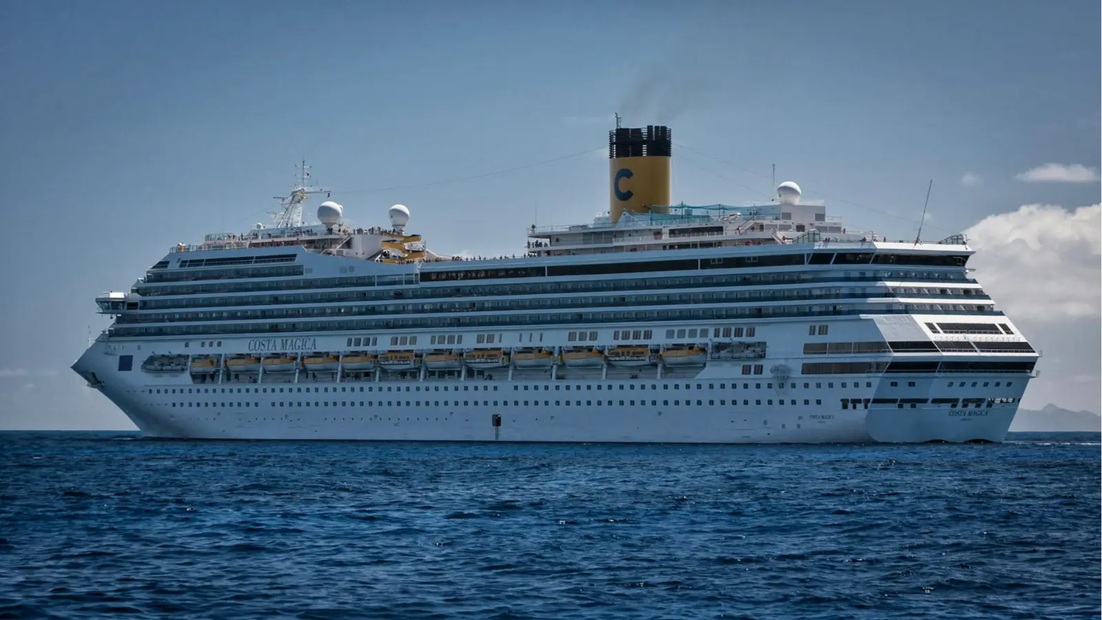 Lüks gemi Queen Mary 2’de Norovirüs alarmı